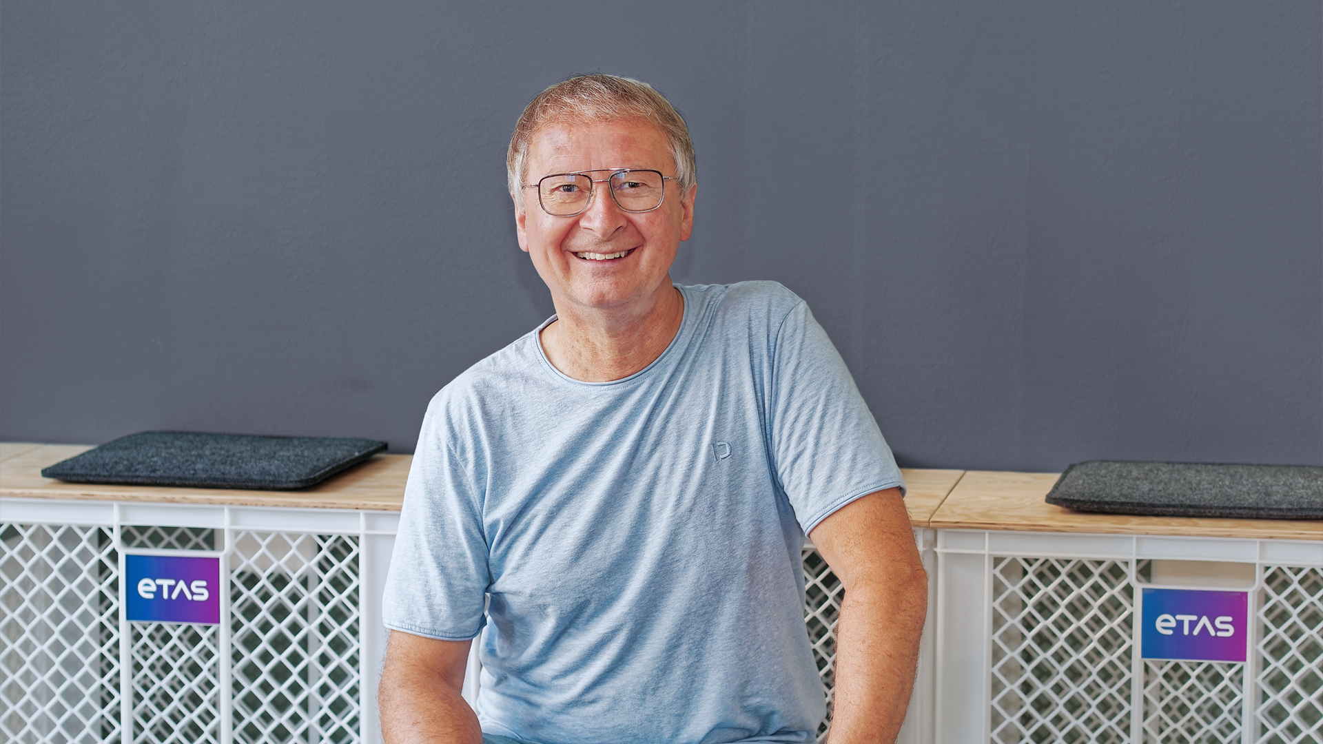 Standing up for people | ETAS | ETAS