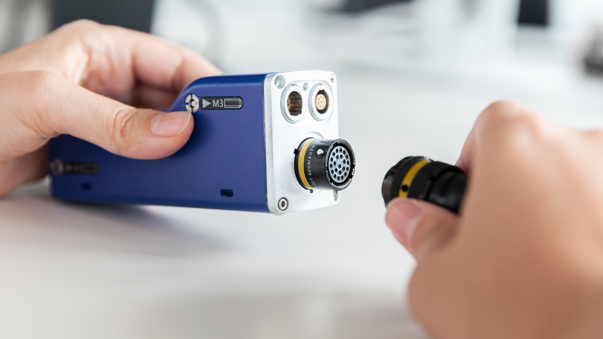 Cables and connectors by ETAS | ETAS